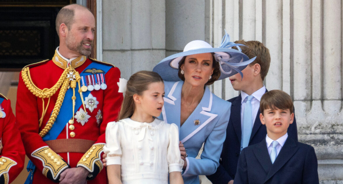 Kensington Palace New Photo of Prince William and Princess Charlotte
