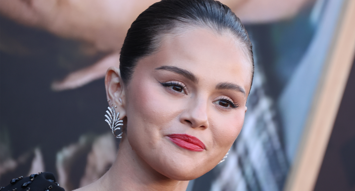 Selena Gomez Soft Launches a Total Hair Transformation - PureWow